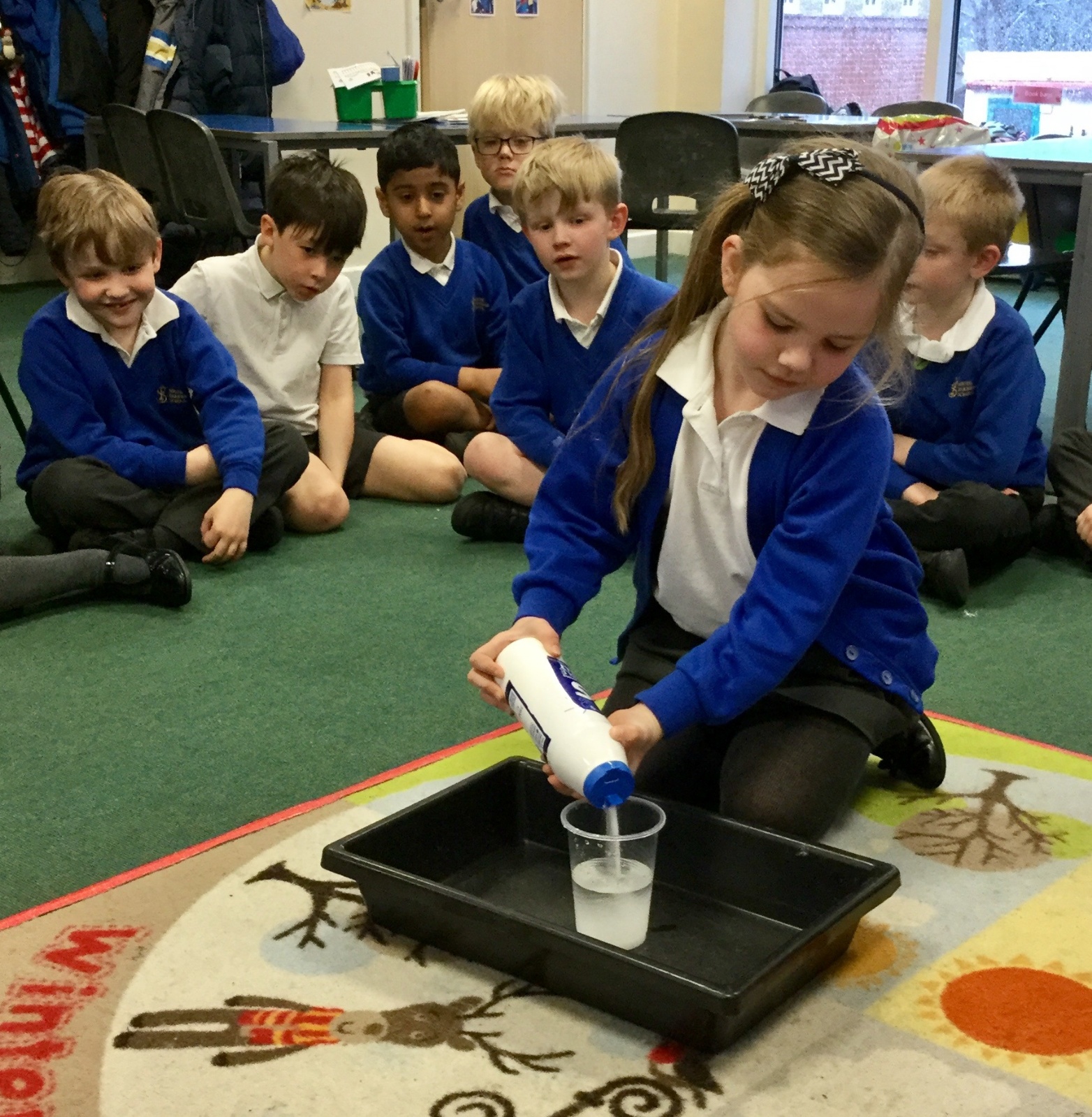 South Farnham School - Science Week Fun